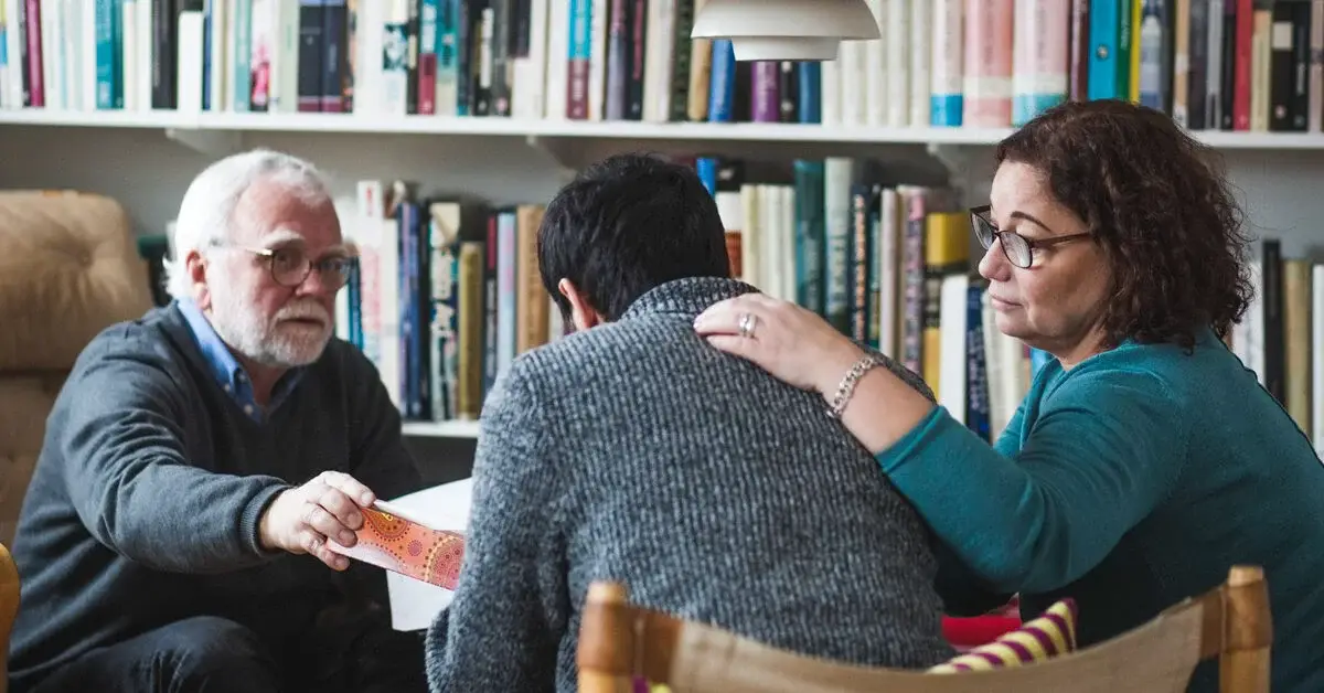 5 Reasons That A Male Couples Therapist Can Be Better Choice